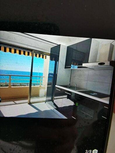 Appartement à louer - Croix des Gardes, Cannes - 3 pièces - 2 chambres