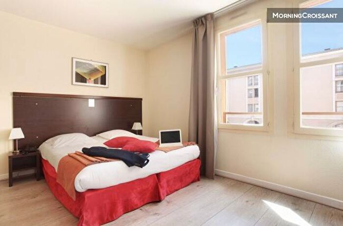 Appartement à louer - Centre Ville, Aix-en-Provence - 1 pièce