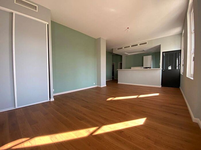 Appartement à louer - La Balance-Raspail, Avignon - 3 pièces - 2 chambres