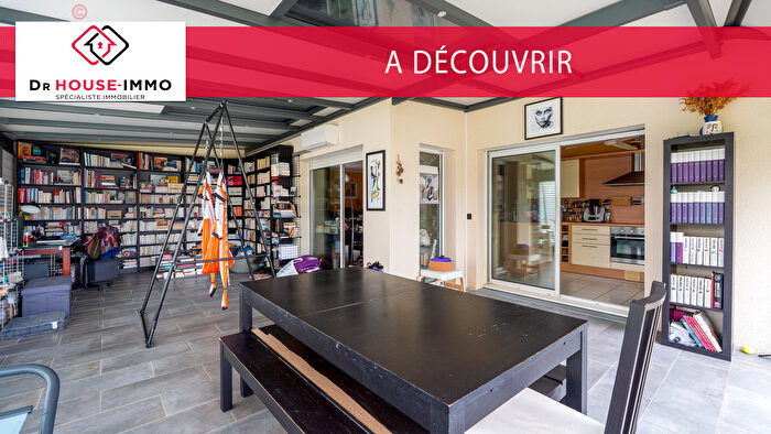 Maison à vendre - Vouneuil-sous-Biard - 6 pièces - 4 chambres