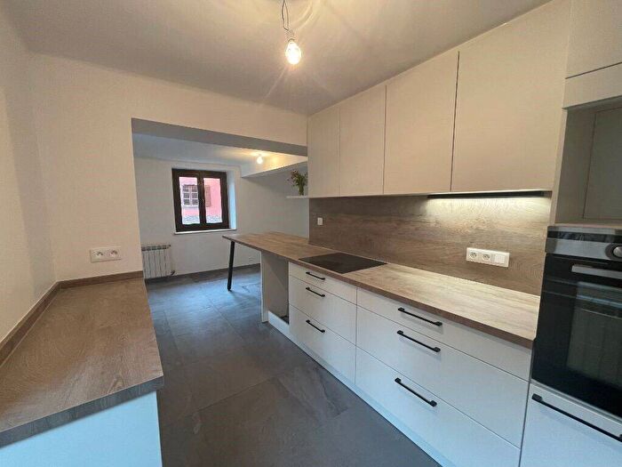 Maison 5 pièces à B rsch, à louer