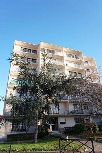 Appartement à louer - Peupleraie, Fresnes - 1 pièce