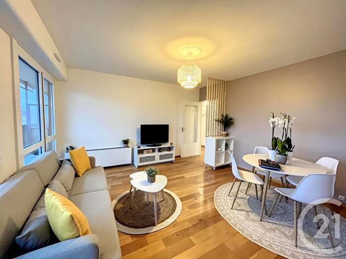 Appartement à louer - Nancy, Centre-ville, Charles III - 2 pièces - 1 chambre