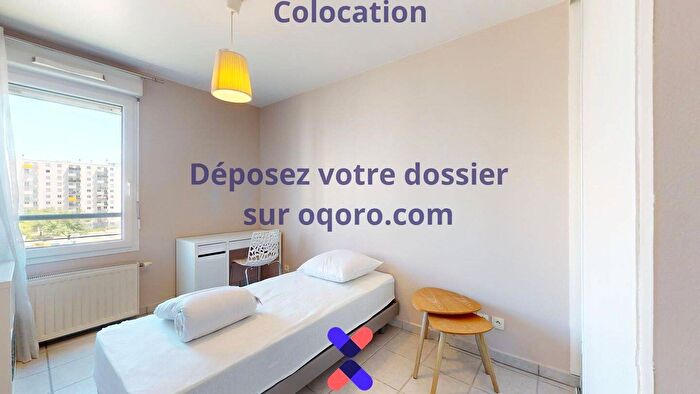 Appartement à louer - Moulin à Vent-Ernest Renan, Vénissieux - 4 pièces - 3 chambres