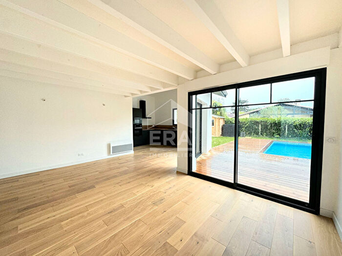 Maison à vendre - Gujan-Mestras, Centre-ville - 5 pièces - 3 chambres