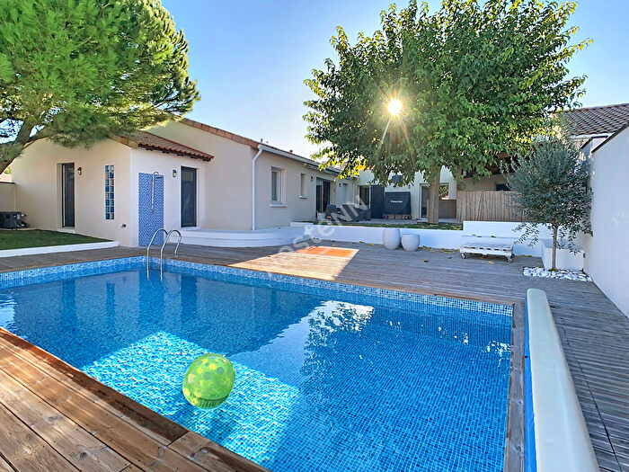 Le Longeron : Maison 7 pièces à vendre