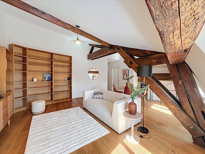 Appartement à louer - Lyon er arrondissement - 3 pièces - 2 chambres