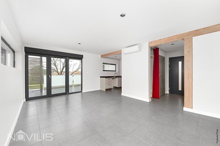 Appartement à vendre - Gagnac-sur-Garonne - 3 pièces - 2 chambres