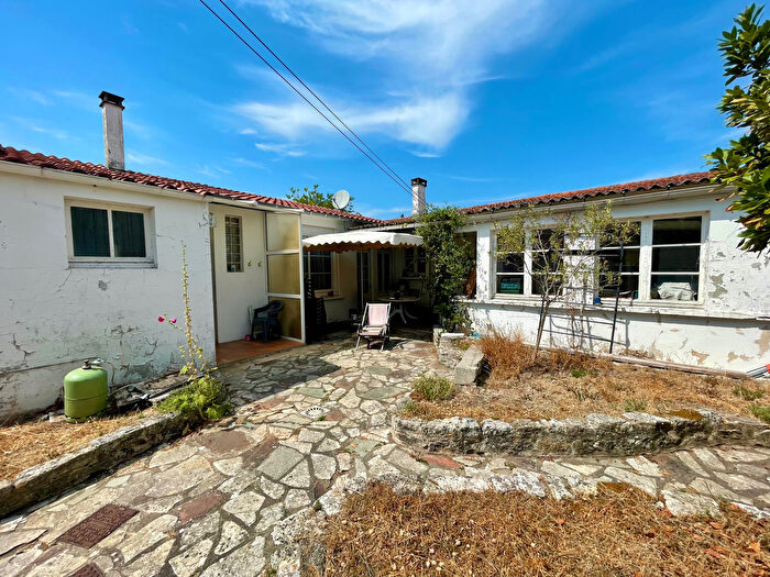 Saint-Trojan-les-Bains : Maison 6 pièces à vendre