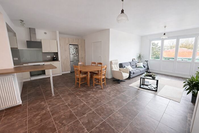 Appartement à vendre - Amiens, La Vallée Amiens - 3 pièces - 2 chambres