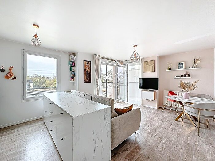 Appartement à vendre - Éragny, Roger Guichard, Halage - 3 pièces - 2 chambres