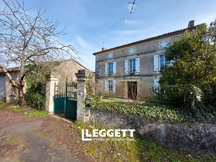 Maison à vendre - Angoulême, Saint-Ausone, Saint-Martin - 9 pièces - 5 chambres
