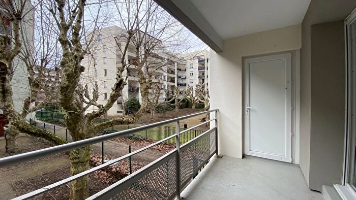 Appartement à louer - Lyon e , Champvert, Gorge de Loup - 3 pièces - 2 chambres