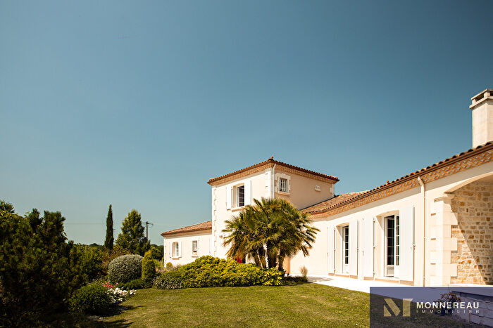 Maison à vendre - Reignac - 8 pièces - 6 chambres