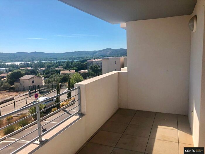 Appartement 2 pièces à vendre - Aramon