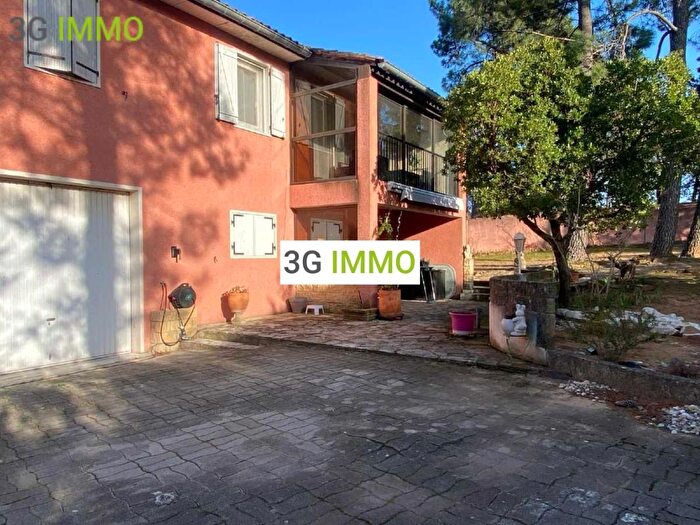 Maison à vendre - Mornas - 5 pièces - 3 chambres