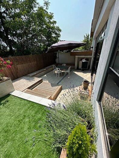 Appartement à louer - Crepieux, Rillieux-la-Pape - 4 pièces