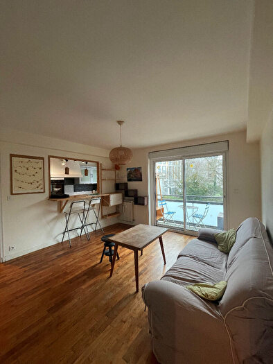 Appartement à louer - Quartiers Centre, Saint-Anne - 4 pièces - 3 chambres