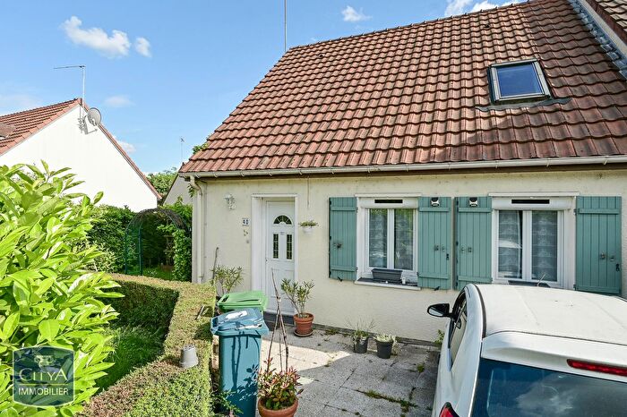 Maison 4 pièces à vendre - Orléans, Soleil Levant, Champ de Mars