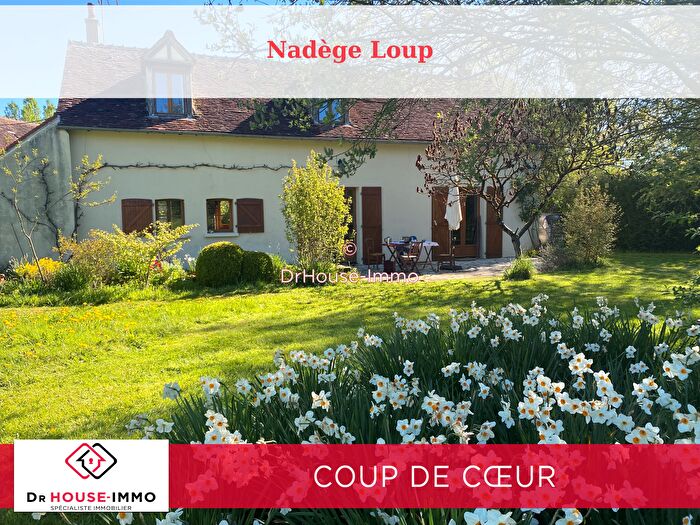Moutiers-en-Puisaye : Maison 4 pièces à vendre