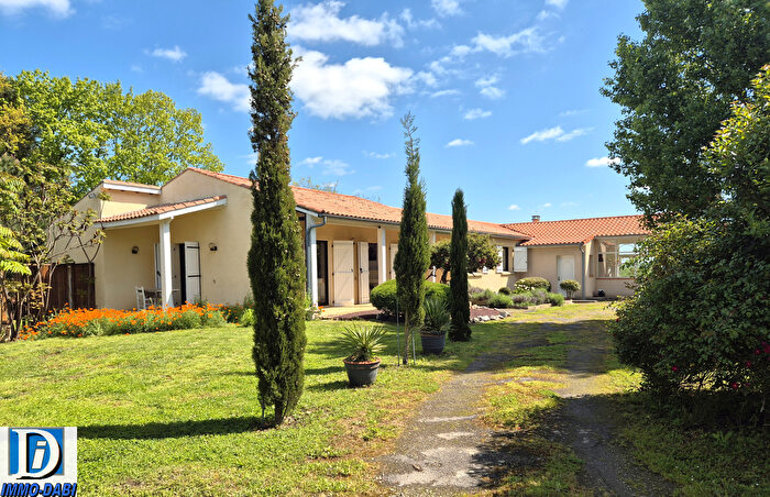 Maison à vendre - Eaunes - 7 pièces - 5 chambres