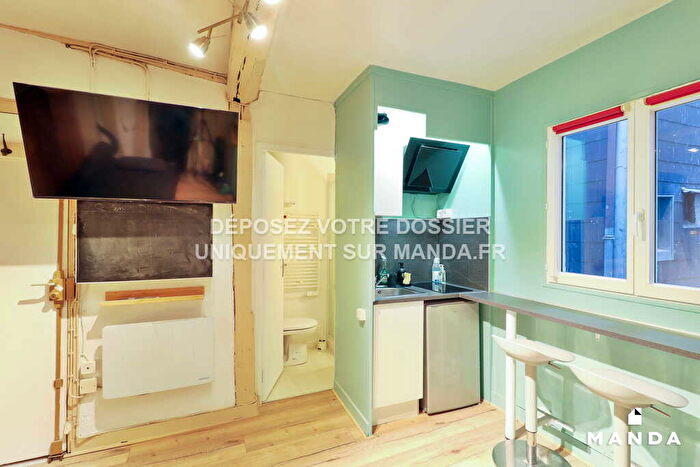 Appartement 1 pièce à Rouen, Vieux Marché, Cathédrale, à louer