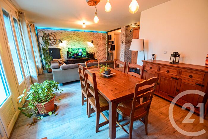 Appartement à vendre - Villefranche-sur-Saône, Centre-ville - 4 pièces - 2 chambres