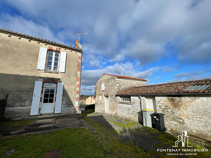 Maison à vendre - Saint-Pierre-le-Vieux - 3 pièces - 2 chambres