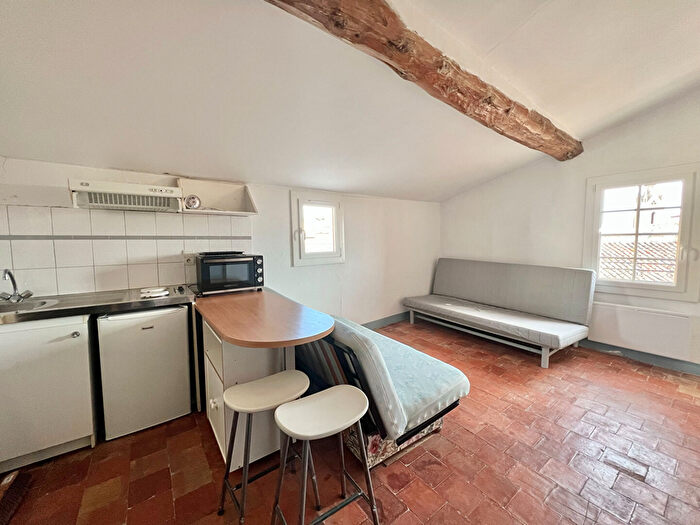 Aix-en-Provence, Centre-ville - Appartement 1 pièce à louer