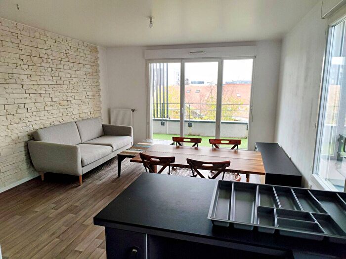 Appartement à louer - Petit Albi, Cergy - 4 pièces - 3 chambres