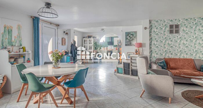Auvers-sur-Oise : Appartement 5 pièces à vendre