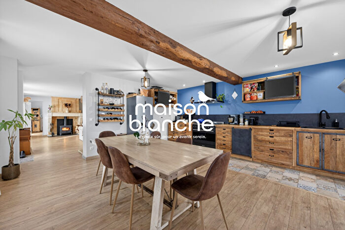 Maison à vendre - Montagne - 5 pièces - 3 chambres