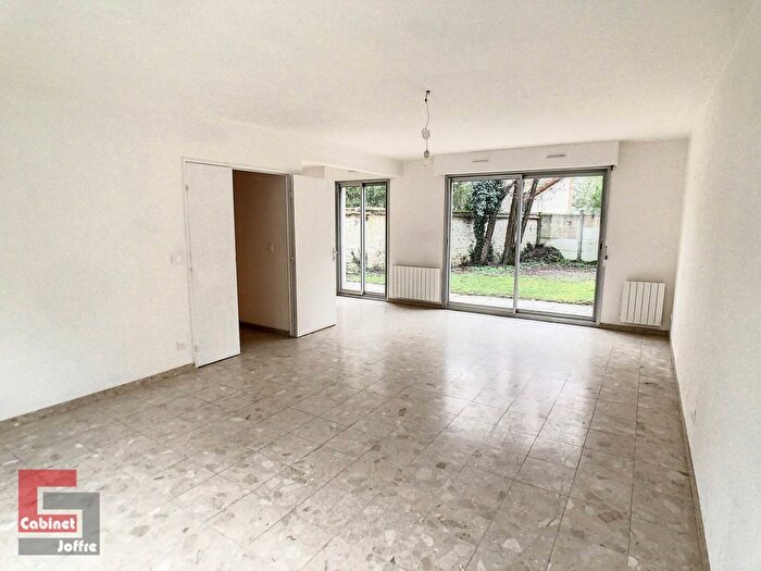 Maison à louer - Fontainebleau - 5 pièces - 4 chambres