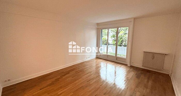 Appartement à louer - Les Blagis, Bourg-la-Reine - 3 pièces - 2 chambres