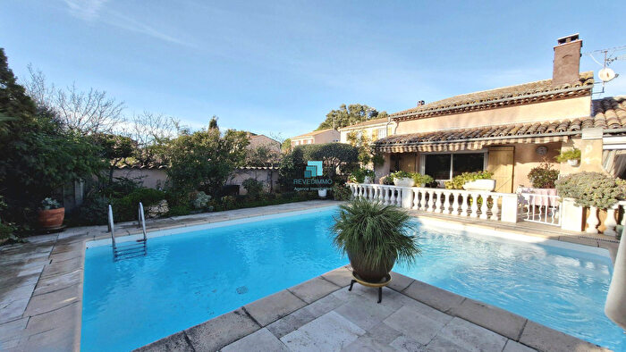 Maison à vendre - Puget-sur-Argens - 5 pièces - 4 chambres