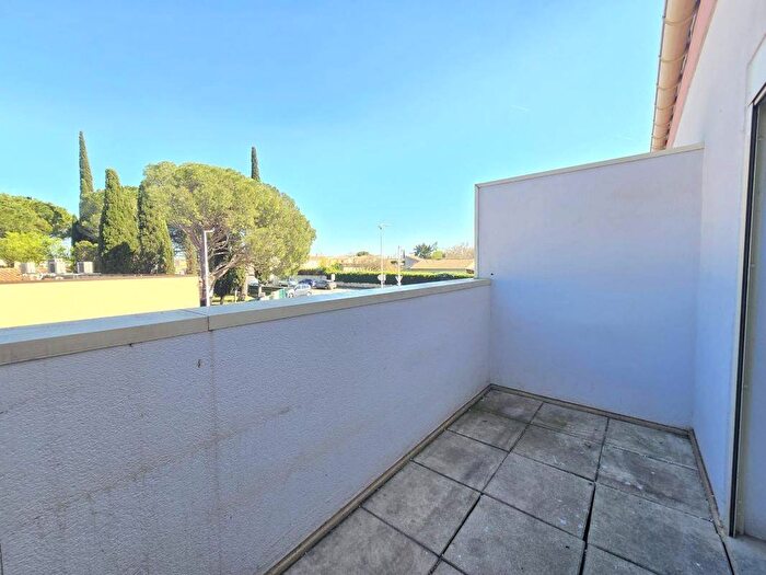 Le Village, Saint-Martin-de-Crau : Appartement 2 pièces à louer