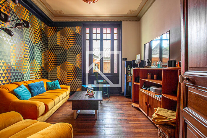 Maison à vendre - Angers - 8 pièces - 5 chambres