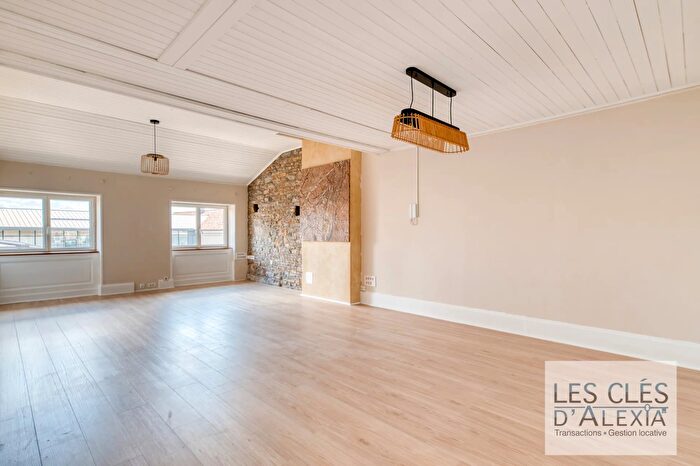 Maisons à vendre et appartements à louer - 2