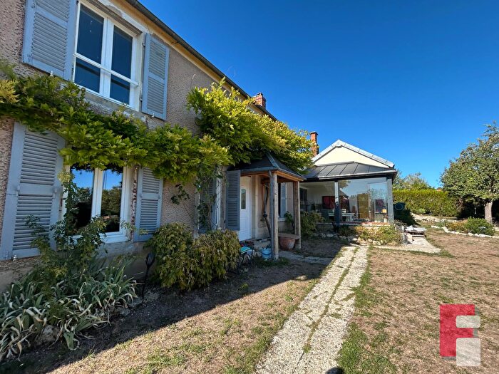 Maison 7 pièces à vendre à Vitry-le-Croisé
