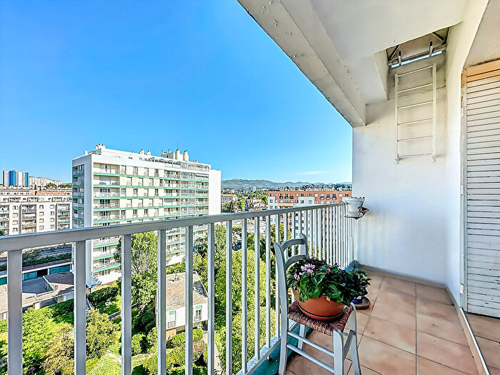 Appartement à vendre - Marseille e , Malpassé - 3 pièces - 2 chambres