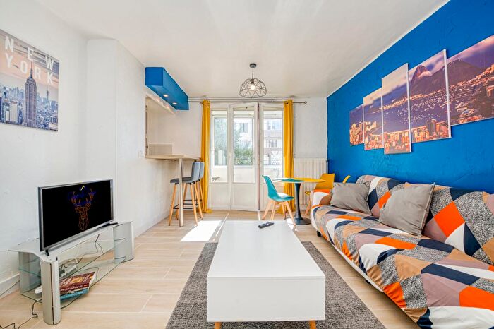 Grenoble, La Capuche, Grands Boulevards - Appartement 3 pièces à louer