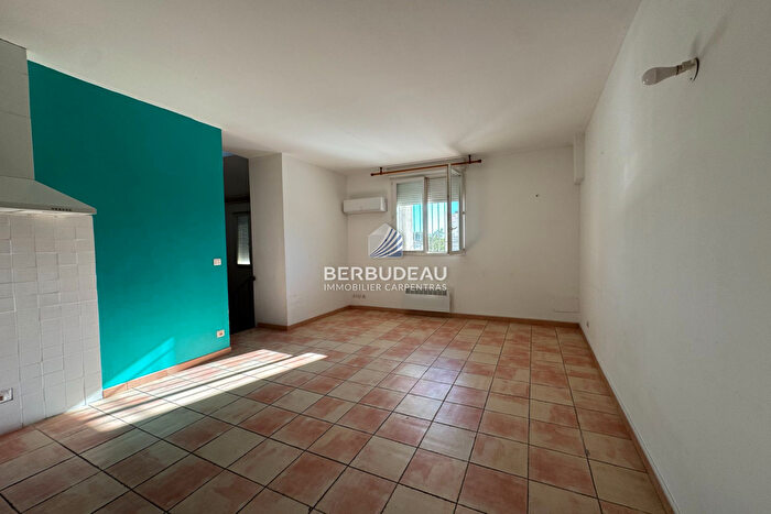 Appartement à louer - Carpentras, Ouest - 2 pièces - 1 chambre