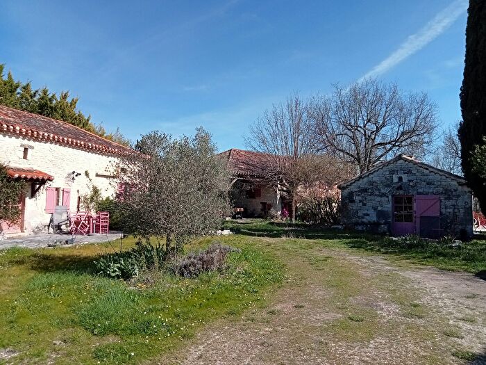 Maison à vendre - Lalbenque - 9 pièces - 4 chambres