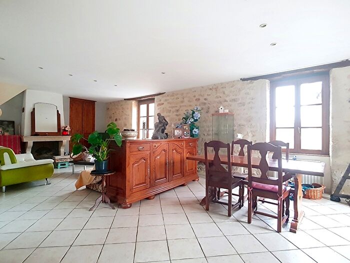 Maison à vendre - Saint-Bérain-sur-Dheune - 5 pièces - 2 chambres