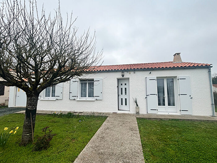 Maison à vendre - Rochefort, Faubourg Nord, Stade Philaudrie - 4 pièces - 3 chambres