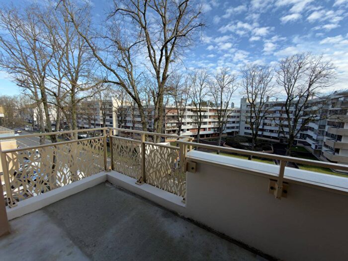 Appartement à louer - Amiens - 3 pièces - 2 chambres