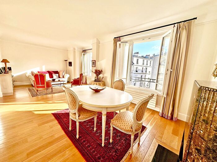 Appartement à vendre - Paris e , Champ de Mars - 4 pièces - 2 chambres