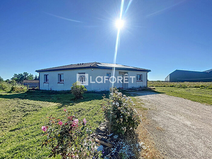 Maison à vendre - Garganvillar - 5 pièces - 4 chambres