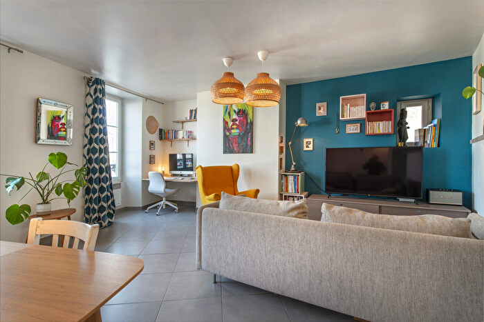 Appartement à vendre - Veneux-les-Sablons - 5 pièces - 4 chambres