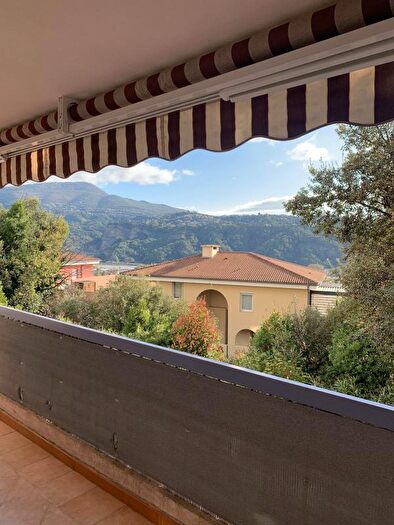 Appartement 5 pièces à vendre à Carros